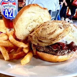 108 ALE HOUSE - Updated April 2025 - 126 Photos & 124 Reviews - 108 ...