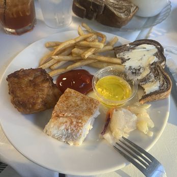 BLUE HERON - Updated October 2025 - 25 Photos & 69 Reviews - W229S8300 ...