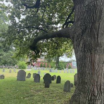 OLD BURYING POINT CEMETERY - Updated October 2025 - 229 Photos & 50 ...
