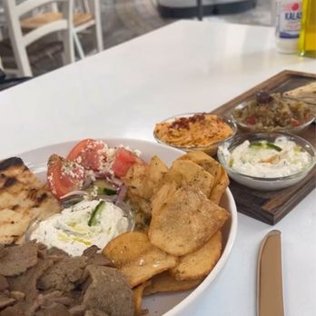 CALISTA GREEK SEAFOOD TAVERNA - Updated June 2024 - 273 Photos & 179 ...