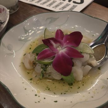 LOM WONG - Updated May 2025 - 720 Photos & 339 Reviews - 218 E Portland ...