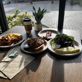 PILLARS CAFÉ - Updated July 2025 - 231 Photos & 158 Reviews - 19700 ...