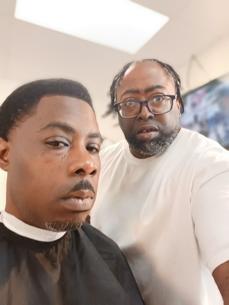 CUTTIN IT CLOSE - 24 Photos - Baton Rouge, Louisiana - Barbers - Phone ...