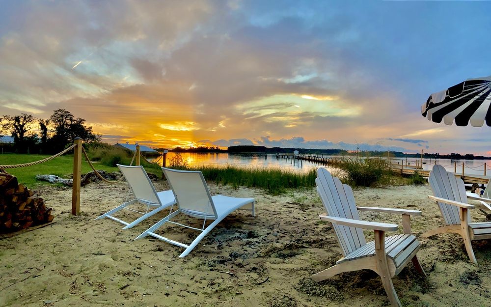 PIER450 - THE QUARTERS MOTEL - Updated September 2024 - 32 Photos & 14 ...