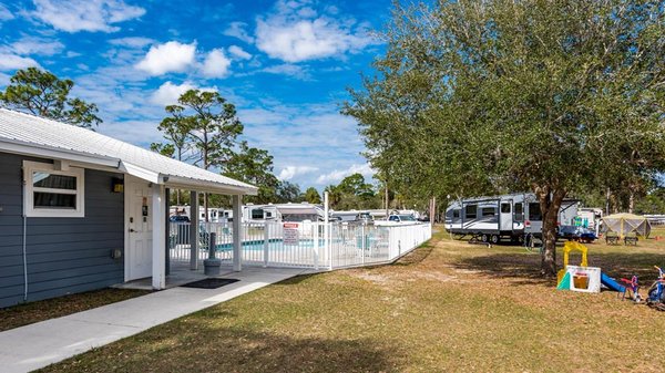 GULF COAST RV RESORT - Updated October 2025 - 10885 North Suncoast Blvd ...