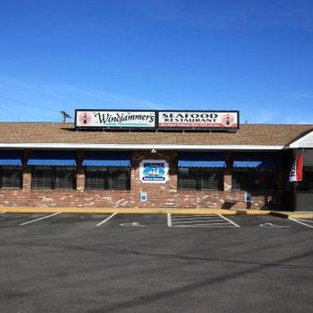 WINDJAMMERS SEAFOOD RESTAURANT - 12 Photos & 56 Reviews - 240 Portland ...