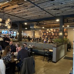 DISTRICT 37 KITCHEN & TAPHOUSE - Updated July 2025 - 182 Photos & 108 ...