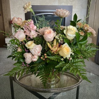 FLOWERS IN THE ALLEY - Updated November 2025 - 61 Photos - 17 Reviews ...