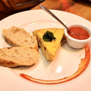 IMPORTANTE BODEGA BAR - Updated July 2025 - 93 Photos & 32 Reviews ...