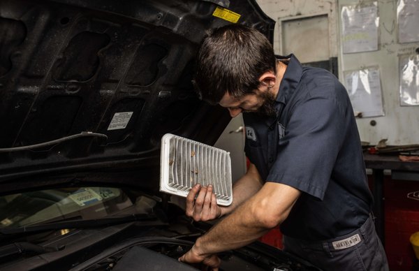 METRO MOTOR - Updated June 2025 - 39 Photos & 112 Reviews - 1576 ...