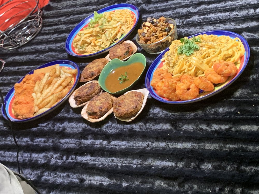 EVEY’S ITIS - Updated September 2024 - 185 Erasmus St, New York, New ...