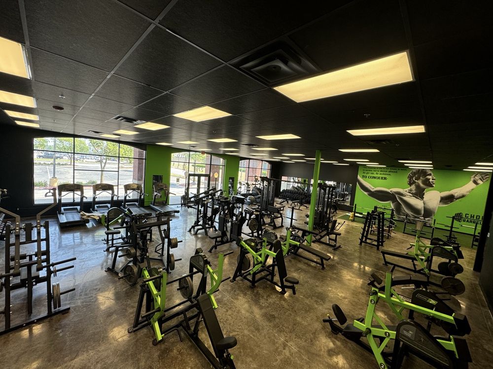 CHOP BARBELL - Updated December 2025 - 48 Photos - 277 N 46th St ...