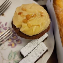 KILANI BAKERY - Updated June 2025 - 813 Photos & 395 Reviews - 704 ...