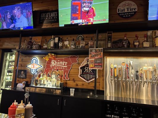 FOOD & FIRE BBQ-TAPHOUSE - Updated November 2025 - 189 Photos & 182 ...