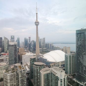 AERA - Updated December 2025 - 221 Photos & 48 Reviews - 8 Spadina ...