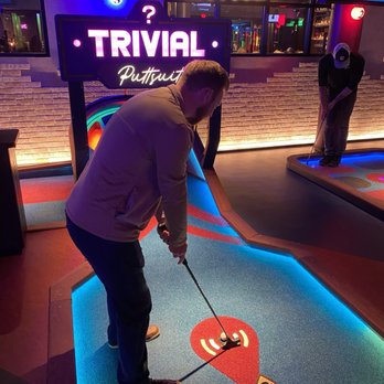 PUTTSHACK - EDINA - Updated April 2025 - 556 Photos & 48 Reviews - 330 ...