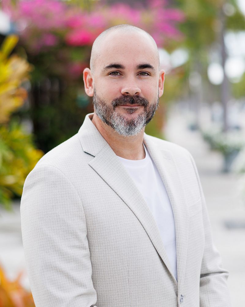 ROBERT ALPIZAR - Updated February 2025 - 4851 Tamiami Trail N Naples, Naples, Florida - Real ...