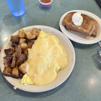 THE OMELETTRY - Updated January 2025 - 379 Photos & 499 Reviews - 4631 ...