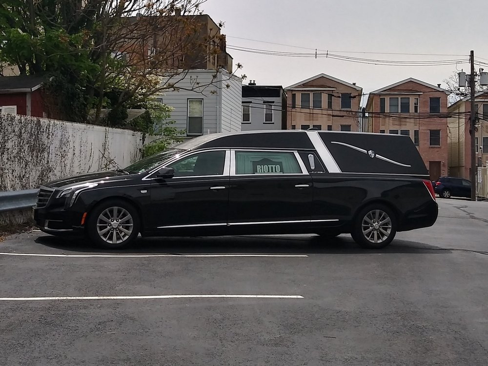 RIOTTO FUNERAL HOME & CREMATION COMPANY - 16 Photos & 12 Reviews ...