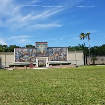 WOODLAWN MEMORIAL PARK & FUNERAL HOME - Updated December 2025 - 73 ...