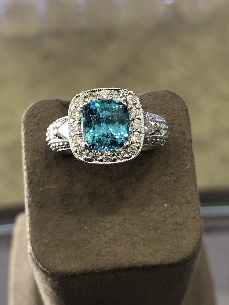 JEWELRY ARTISANS - Updated September 2024 - 50 Photos & 50 Reviews ...