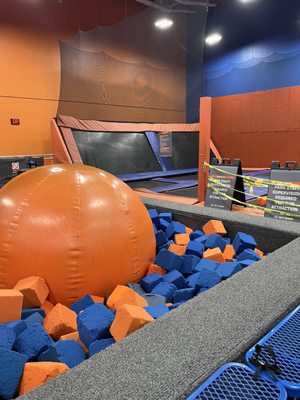 SKY ZONE TRAMPOLINE PARK - Updated October 2025 - 91 Photos & 150 ...