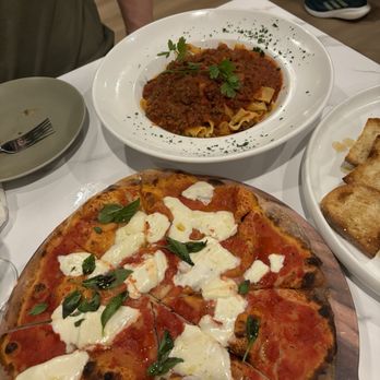 APULIA RISTO-PIZZA - Updated October 2025 - 62 Photos & 53 Reviews ...