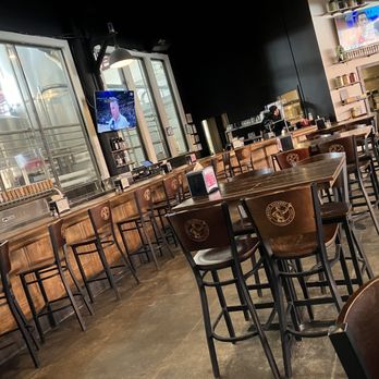 ATWATER BREWERY - Updated August 2025 - 460 Photos & 478 Reviews - 237 ...