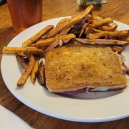 THE PUTNEY DINER - Updated January 2026 - 56 Photos & 123 Reviews - 133 ...