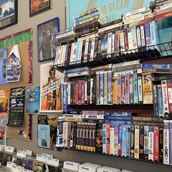 SCHOOLKIDS RECORDS - Updated September 2025 - 19 Reviews - 2237 Avent ...