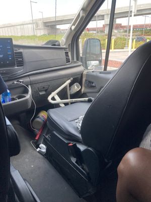 EASIRENT - Updated August 2025 - 15 Photos & 64 Reviews - 756 S Redwood ...