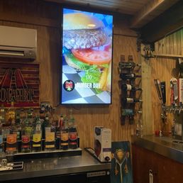 FROGGIES - Updated July 2025 - 185 Photos & 215 Reviews - 3656 Shore Dr ...