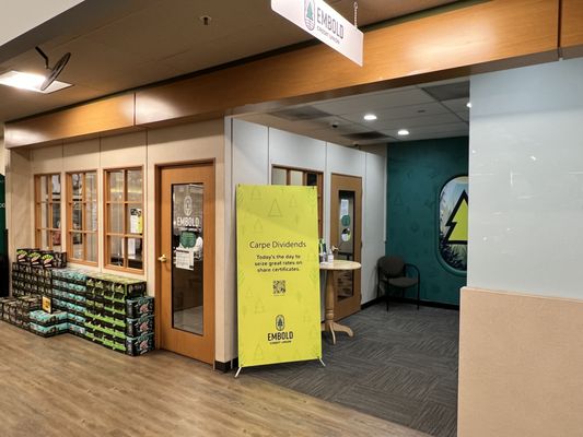 EMBOLD CREDIT UNION - Updated October 2025 - 1525 W Main St, Molalla ...