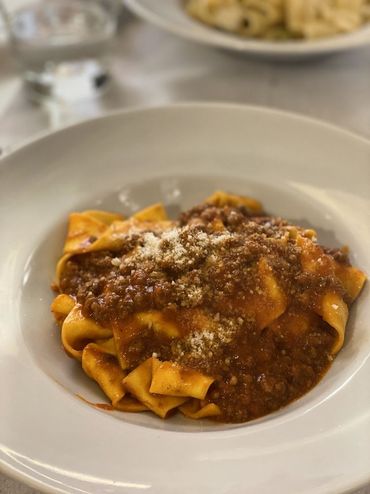 CHIANTINO - Updated June 2024 - Vicolo Scavolino 63, Roma, Italy ...