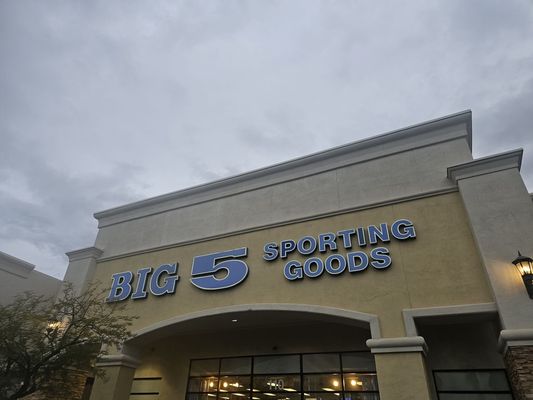 BIG 5 SPORTING GOODS - Updated March 2025 - 21 Photos & 30 Reviews ...