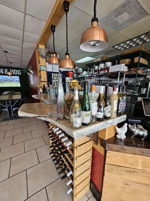 THE HEN & HOG - Updated June 2024 - 101 Photos & 67 Reviews - 221 W ...