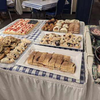 OX YOKE INN - Updated October 2025 - 126 Photos & 209 Reviews - 4420 ...