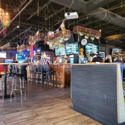 THE GREEN GATOR - Updated December 2025 - 305 Photos & 268 Reviews ...