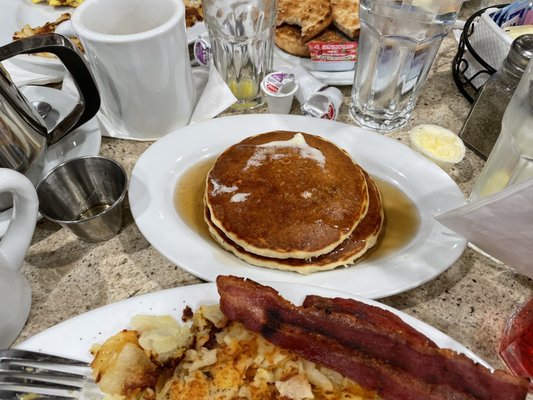 THE PILGRIM DINER - Updated August 2024 - 97 Photos & 208 Reviews - 82 ...