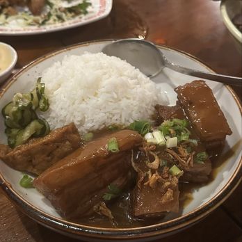 FOOKI - Updated July 2025 - 2498 Photos & 745 Reviews - 98-199 ...