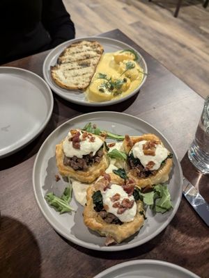 TEMPO RESTAURANT - Updated December 2025 - 428 Dundas Street, Woodstock ...