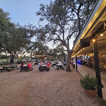 SCREAMING GOAT YARD & TAP - Updated February 2025 - 359 Photos & 241 ...