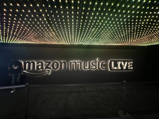 RED STUDIOS HOLLYWOOD - Updated May 2025 - 62 Photos & 16 Reviews - 846 ...