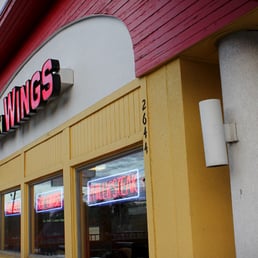 A-TOWN WINGS - Updated July 2025 - 47 Photos & 86 Reviews - 2644 ...