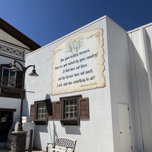 GOSSNER’S CHEESE FACTORY - 93 Photos & 77 Reviews - 1051 N 1000th W ...