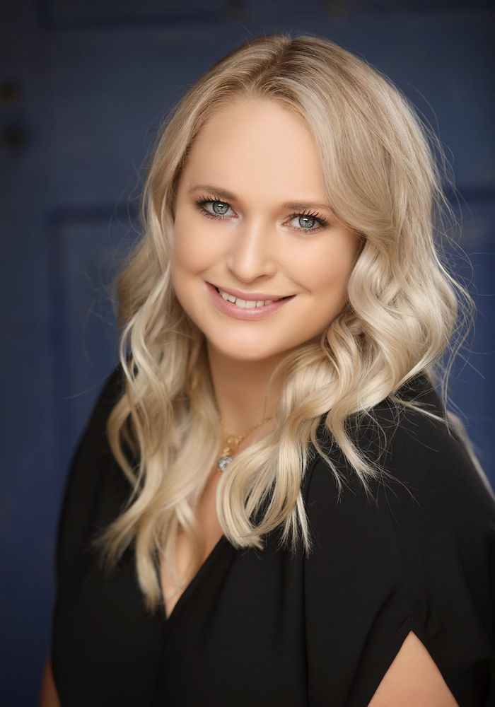 BEYOND BLONDE - 108 Photos - 14884 Metcalf Ave, Overland Park, Kansas ...