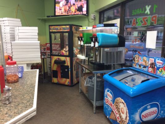 FLYING PIZZA - Updated January 2026 - 400 Edison Avenue, Winnipeg ...