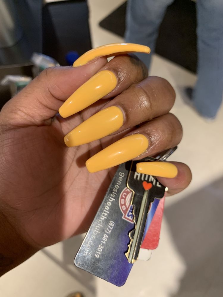 LUCKY NAILS - Updated November 2025 - 6113 Main St, Grandview, Missouri ...