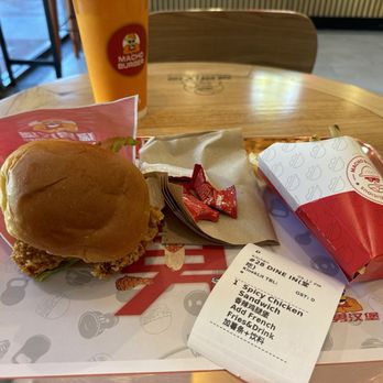 MACHO BURGER - Updated September 2024 - 152 Photos & 48 Reviews - 227 W ...
