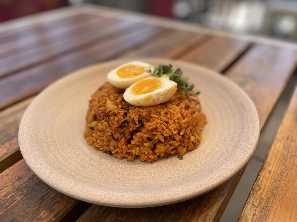 DARLING AVIARY - Updated November 2024 - 767 Photos & 628 Reviews - 712 ...